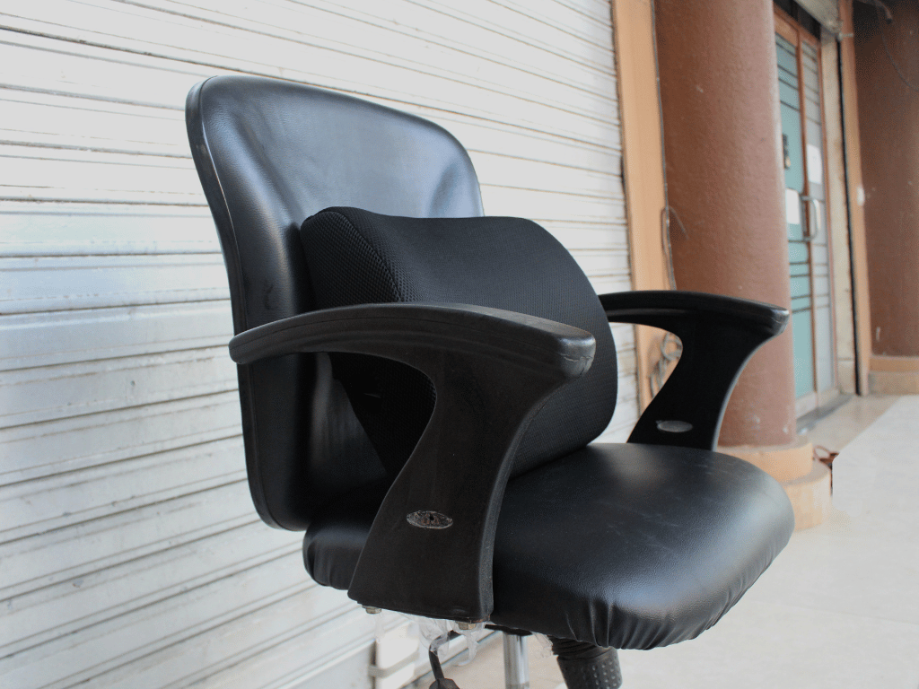 What is a Lumbar Support Office Chair: Elevate Your Posture - Chair ...